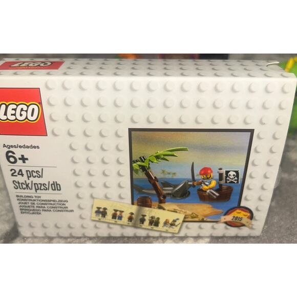 Lego | Toys | Lego Classic Pirate Adventure Minifigure Set 25 Nwt ...